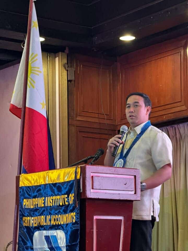 Hentje Leo L. Leaño speaks at PICPA Northern Luzo | SGV & Co. | EY ...